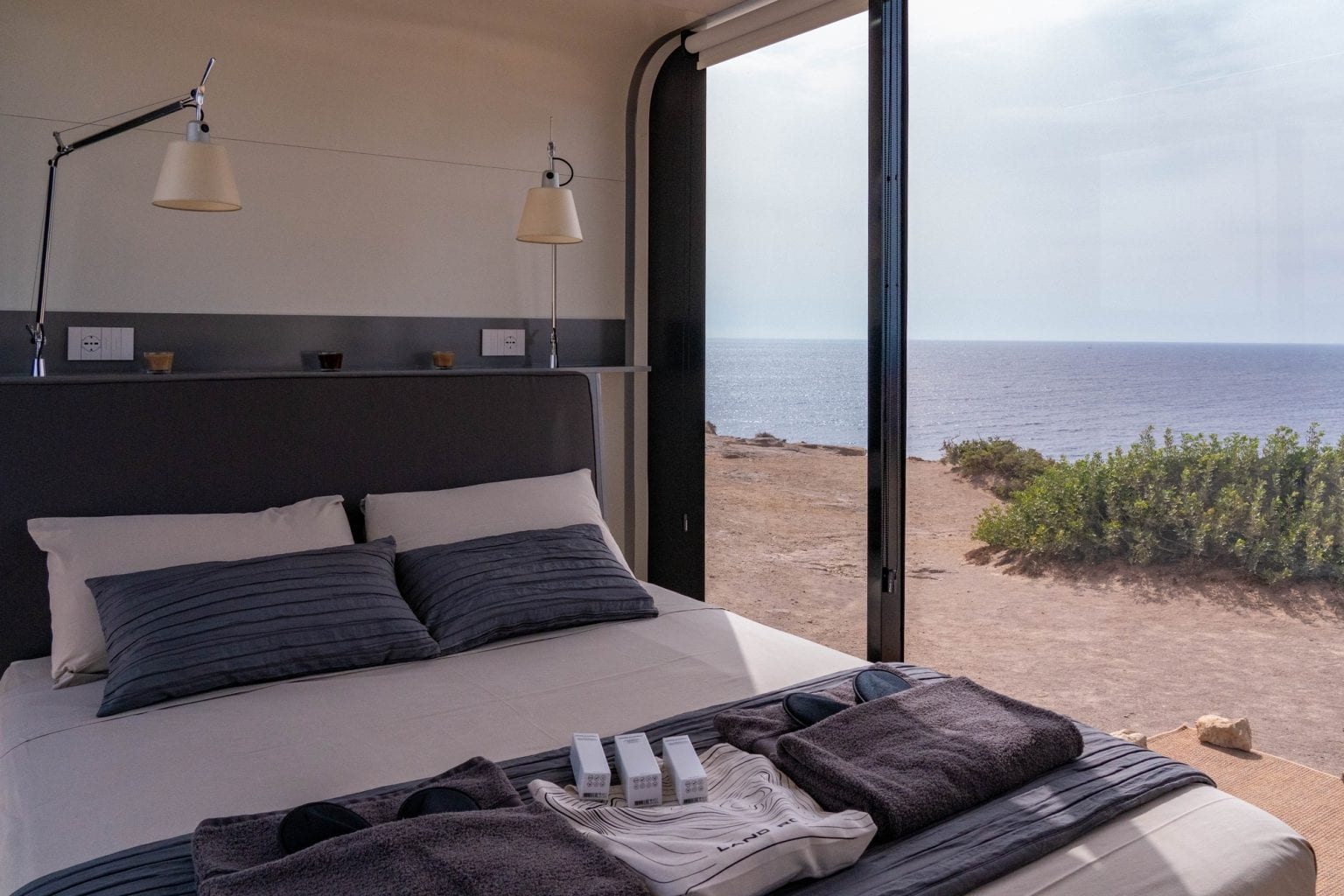 DEFENDER ECO HOME | Roadshows | REV